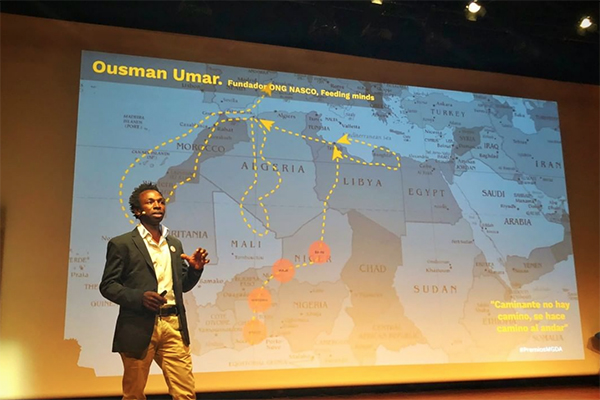 Ousman Umar, activista social: “La educación es el camino de la libertad” – Hablamos con